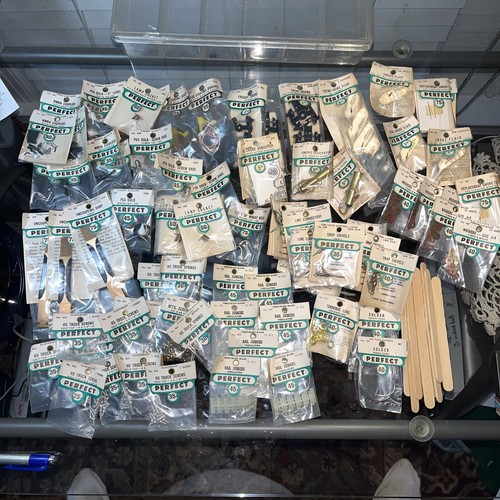 Vintage/Very Rare PERFECT HO Toy Train Assorted Accessories & Parts N ...