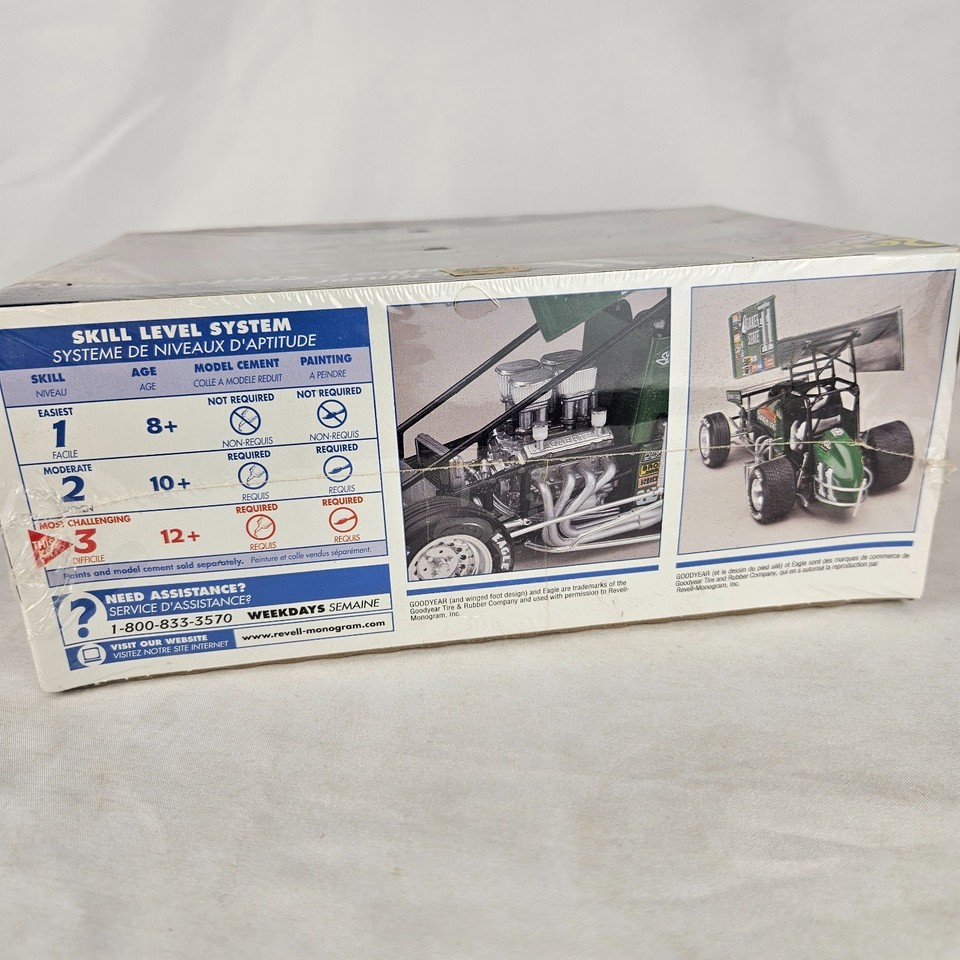 Revell #11 Quaker State Sprint Car Steve Kinser 1/24 Scale Plastic ...
