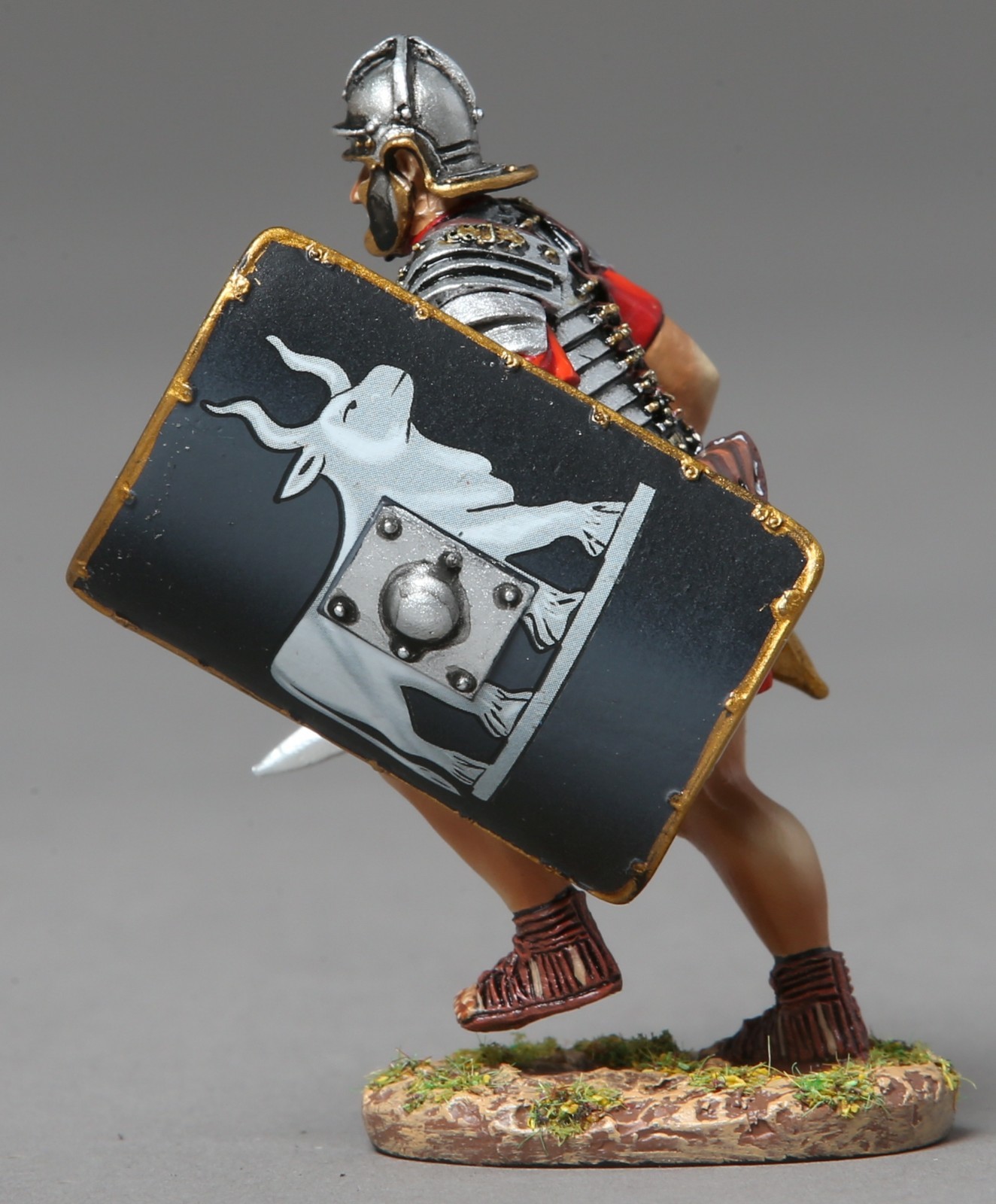 THOMAS GUNN ROMAN EMPIRE ROM084C 9TH LEGION ROMAN CHARGING MIB for sale ...