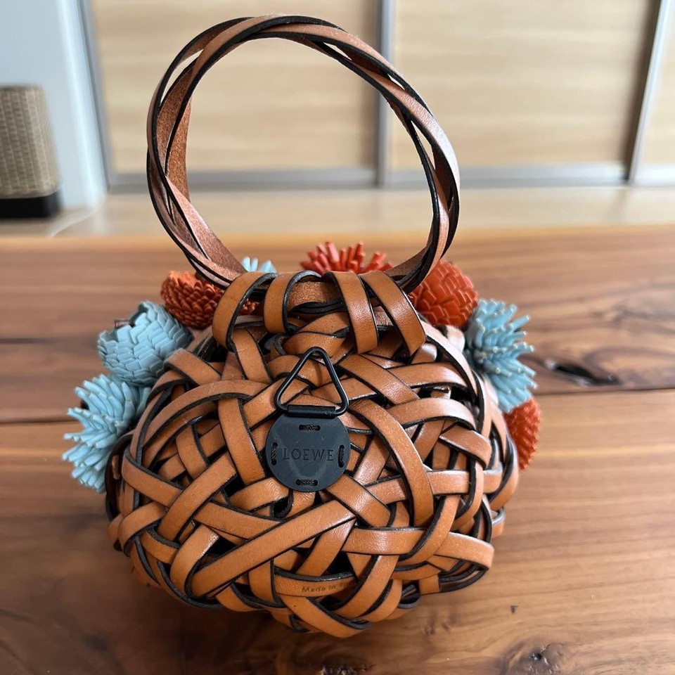 Loewe Vase Orange － Handwoven Cowhide Floral Decor, Made in Spain | eBay UK