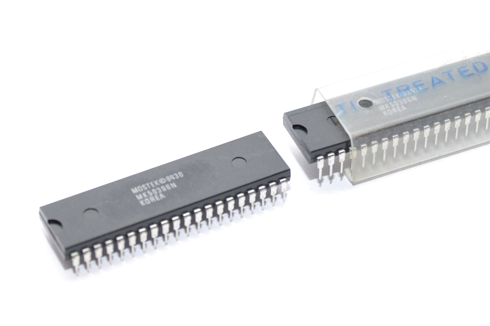 Six Decade Counter / Display Decoder Gehäuse Mostek Typ MK50396N DIP-40 ...