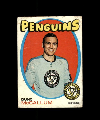 1971-72 TOPPS HOCKEY NHL PITTSBURGH PENGUINS DUNC McCALLUM ROOKIE #132 ...