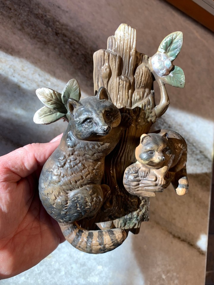 Vintage Raccoon Racoon Ceramic Figure Figurines Wall Rustic Camp Cabin ...
