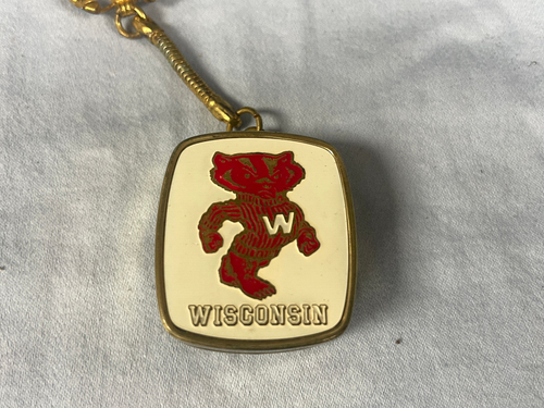 Vintage Wisconsin University Badgers Logo Music Box Keychain Fightsong ...