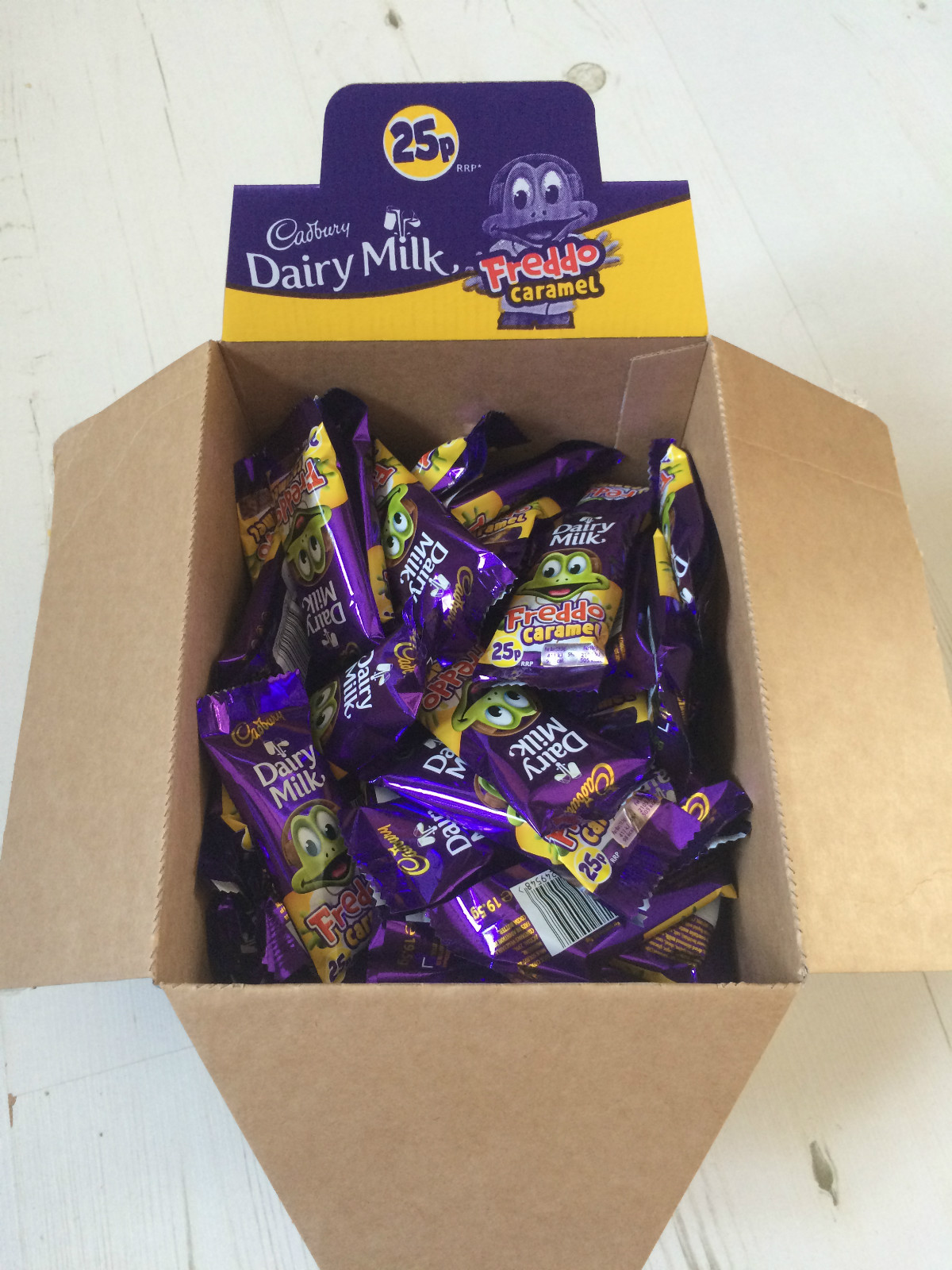 Cadbury Dairy Milk Freddo Caramel Box of 60, 19.5g Bars, Perfect for ...