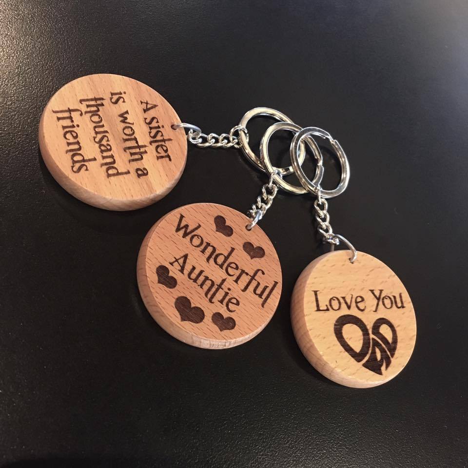 Dad Father Wooden Keyring Keychain Gifts - Engraved with heartfelt ...
