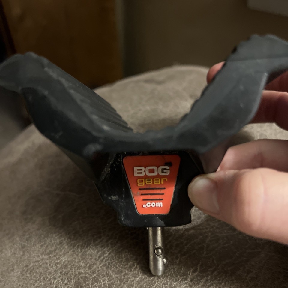 Bog Wide Body Shooting Rest With Quick Change Stem For Shooting Sticks ...