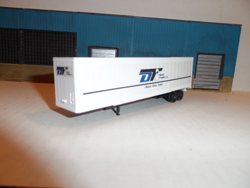 WALTHERS HO SCALE CUSTOM 45 FT. BOX TRAILER DTI DIRECT TRANSIT | eBay