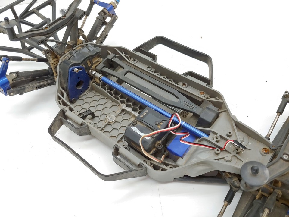 Traxxas Slash 4x4 ULTIMATE 1/10 LCG Short Course Truck Roller Slider ...