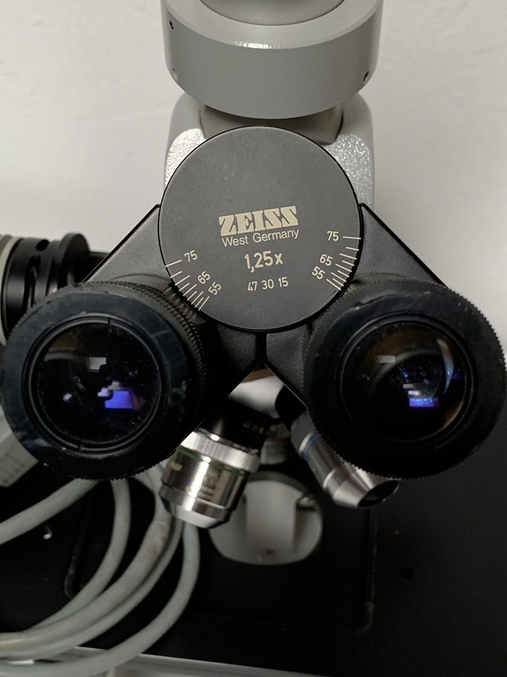 Zeiss Universal Microscope With Objectives, Eyepieces, Light Source | eBay