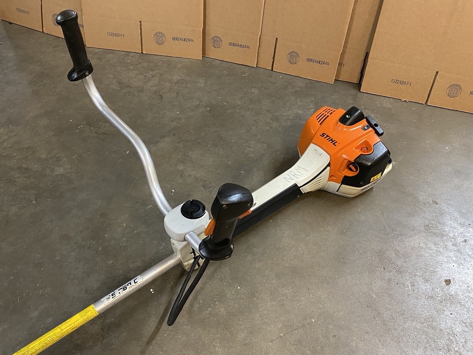STIHL FS360C Industrial Grade Brush Cutter /Trimmer - Read Notes Starts ...