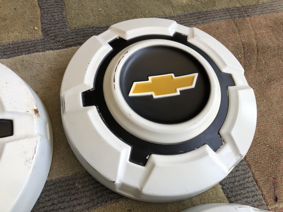 Chevy Dog Dish 10 1/2" HUBCAPS 1969-1975 Set 4 C10 Truck 1/2 Ton 15 ...