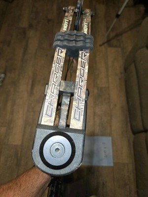 Hoyt Charger Camouflage Compound Bow 24-30" Draw Length 30-70 Lbs. | eBay