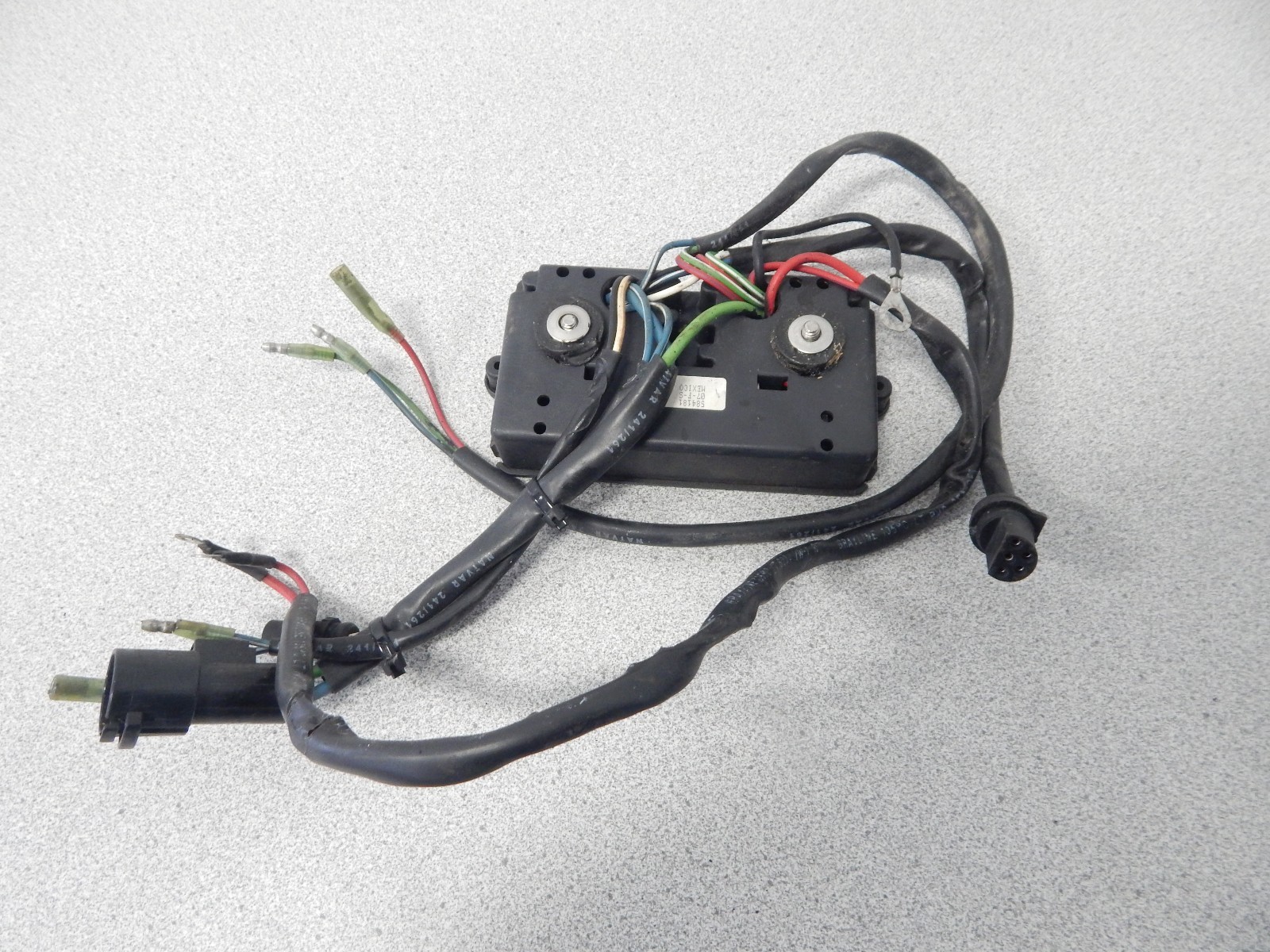 Evinrude Johnson OMC 1991-1995 90-115 HP Trim Tilt Relay Box - 584181 ...