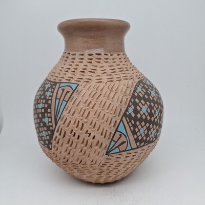 Mata Ortiz Handmade Pottery by Chela Sandoval 6.75" Tall 6" Wide | eBay