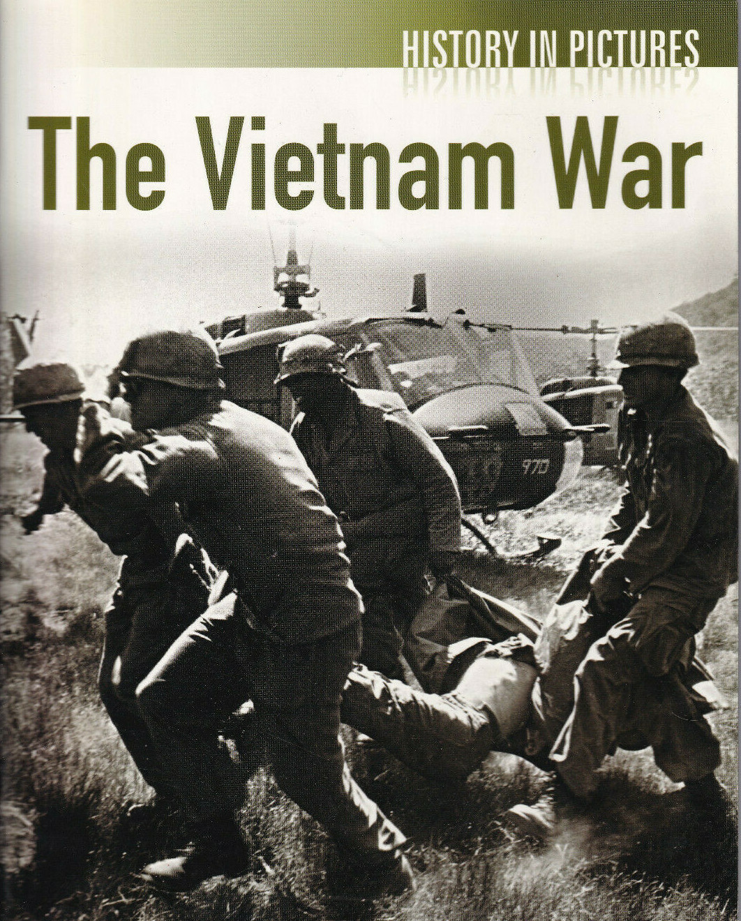 THE VIETNAM WAR - HISTORY IN PICTURES (PAPERBACK) (E) | eBay