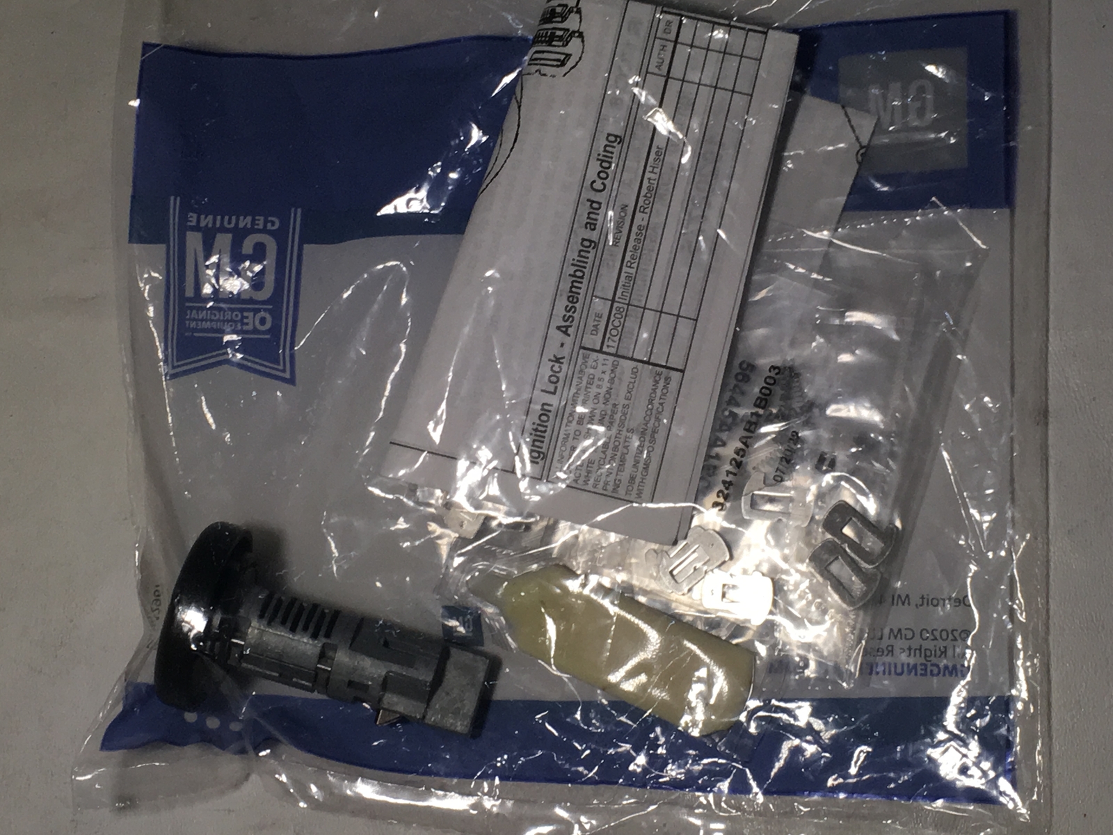 GM OEM 04-16 Avalanche Shroud, Switches Levers-Ignition Cyl 15794826 | eBay