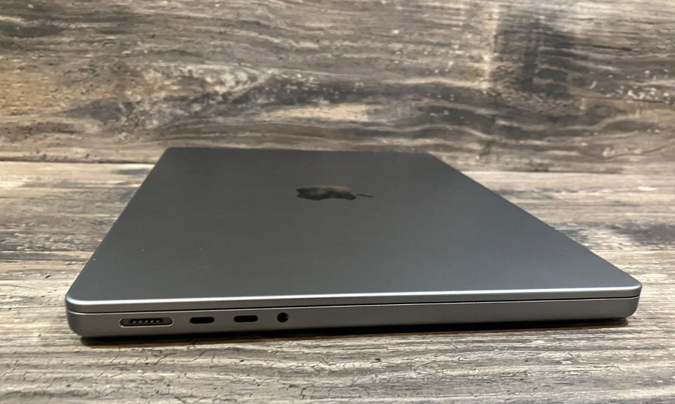 2021 Apple MacBook Pro 14" M1 10 CPU/16 GPU 32GB RAM 1TB SSD 92% mAh ...