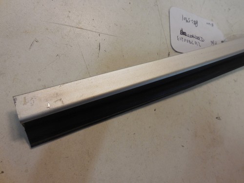 96-11 Mercedes W220 W210 W211 S E CLS Class Front Lower Sunroof Rail ...
