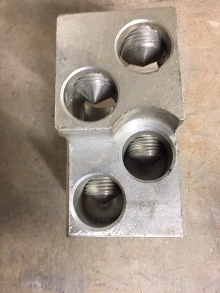 (2) Ilsco D2247 TA1200NB1 Mechanical Aluminum Terminal Lug 4/0-500 ...