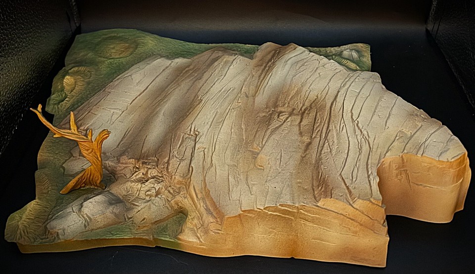 AURORA MAMMOTH ELEPHANT Original 1972 Dinosaur Professional BUILT ...