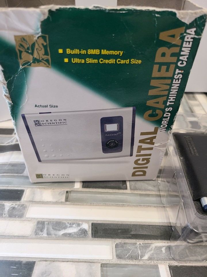 Oregon Scientific DS6618 0.3MP Digital Camera parts only | eBay
