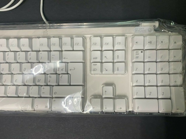 Apple Pro Keyboard M7803 2002 White Keys Keyboard - Tested Works 100 ...