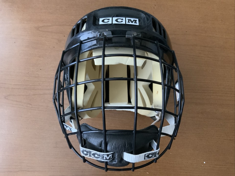 CCM Hockey Helmet W/ Z Leader Face Mask M-FM10 Z262-2-M90 Type 1 SR ...