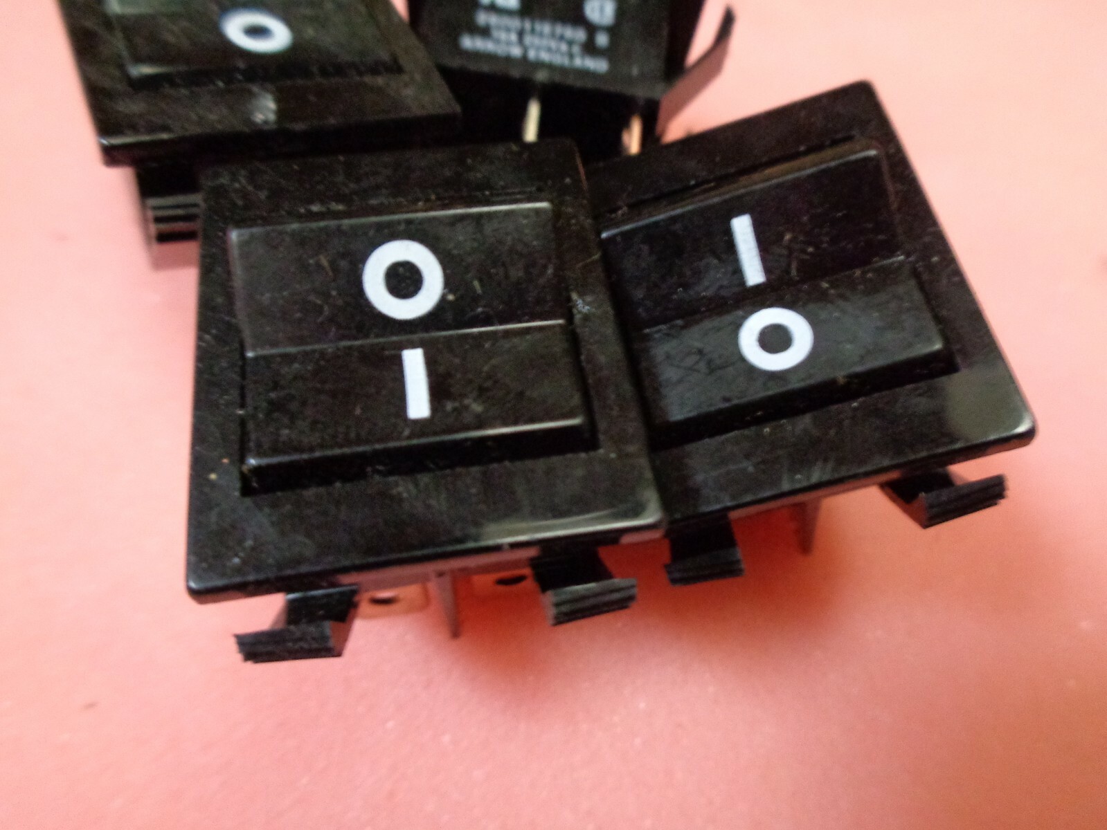 EATON ARROW ON-OFF Rocker Switch 2 Position, Rectangular, 4 Pins, 16A ...
