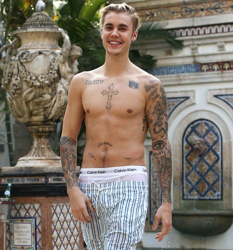 A3 GRÖSSE - JUSTIN BIEBER Tattoo Sänger Songwriter Promi POSTERDRUCK ...
