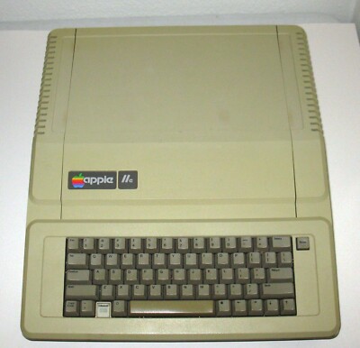 Vintage Apple IIe A2S2064 Personal Computer Tested Base Unit only No ...