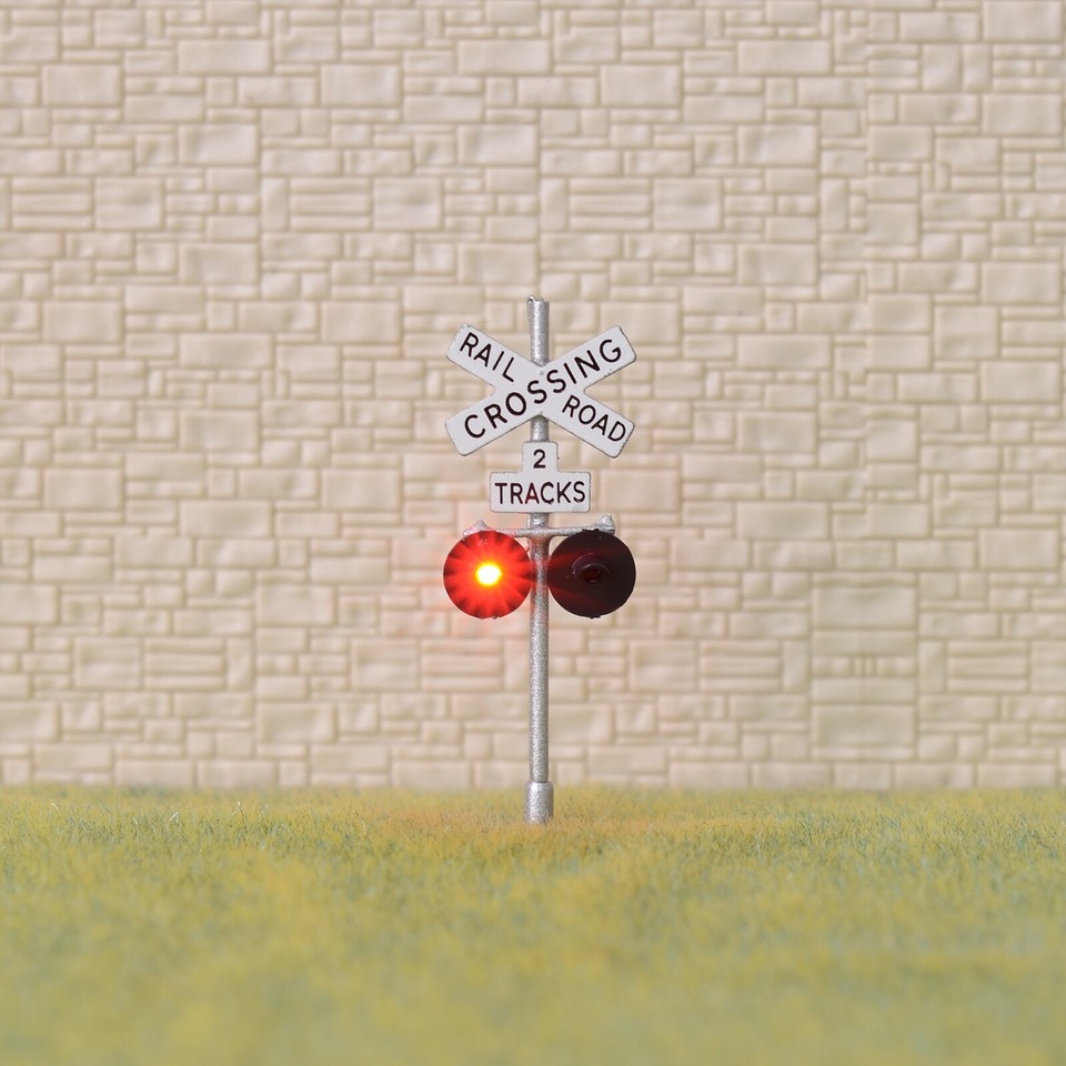 2 x HO scale railroad grade crossing LED signals 2 tracks + 1 flasher ...