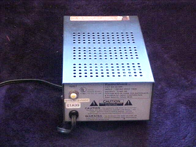 RADIO SHACK REGULATED Power Supply 13.8V 3 AMP CB HAM RADIO NICE W ...