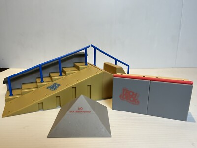 TECH DECK - Miniature Skate Park TONY HAWK Ramp Pyramid Block Toy ...
