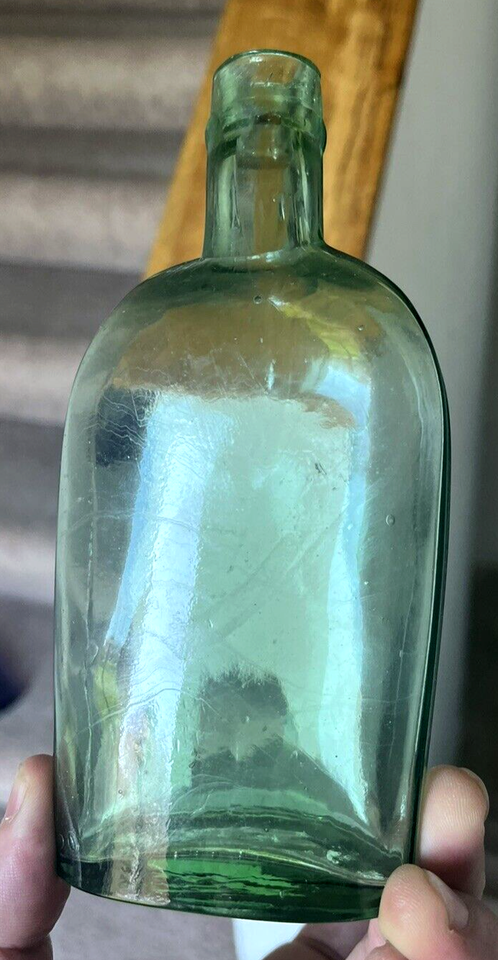 NICE LIGHT GREEN COLORED HALF PINT WHISKEY FLASK 1880'S ERA CLEAN L@@K ...