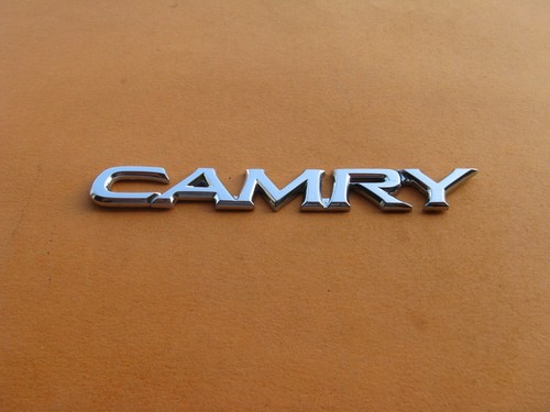 97 98 99 00 01 TOYOTA CAMRY REAR LID EMBLEM LOGO BADGE SIGN SYMBOL USED ...