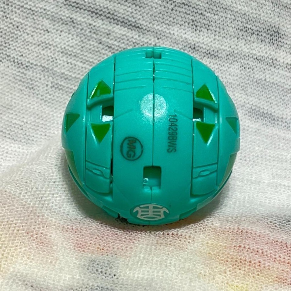 Bakugan Ventus Mantris w/ Random card Japan IMPORT SEGA TOYS 1 | eBay