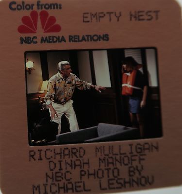 EMPTY NEST CAST Richard Mulligan Dinah Manoff David Leisure SLIDE 3 | eBay