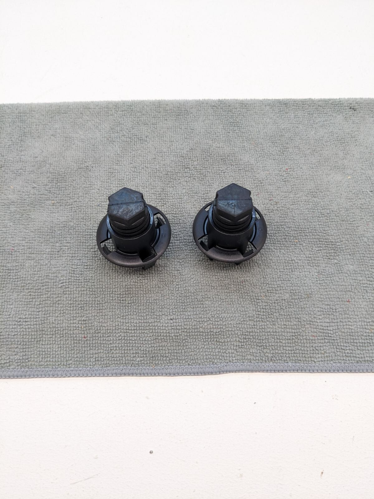 Hood Rubber Bumper Cushion Buffer Stop for Mercedes-Benz CLA250 ...