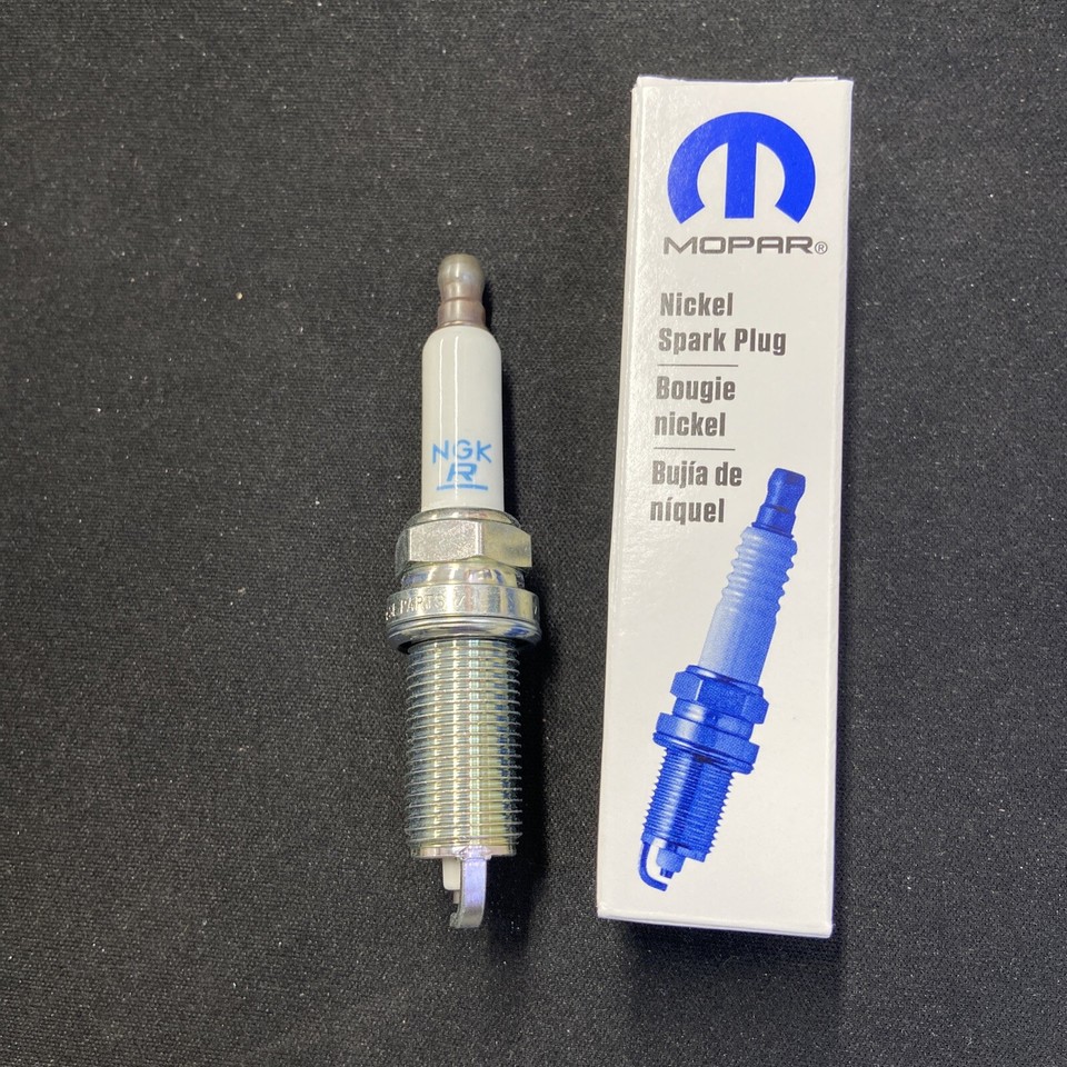 NEW GENUINE MOPAR SPARK PLUG FOR JEEP DODGE CHRYSLER SPLZFR5C11 (8PCS ...