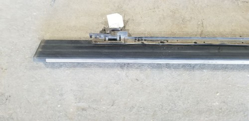 18 CHEVY SUBURBAN 1500 POWER RUNNING BOARD SIDE STEP RIGHT PASSENGER | eBay