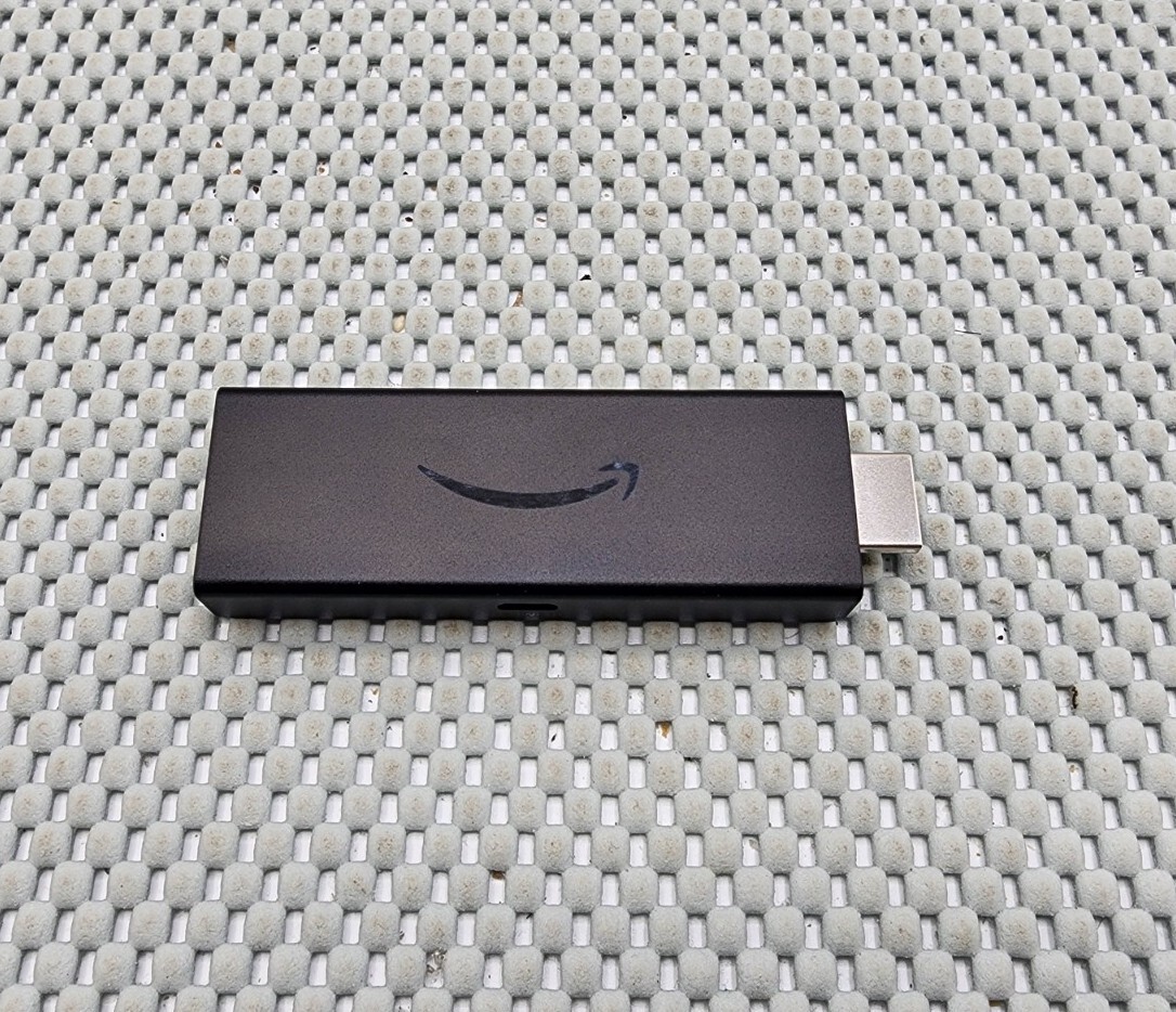 Amazon Fire TV Stick 3rd Generation HD Media Streamer S3L46N Black - NO ...