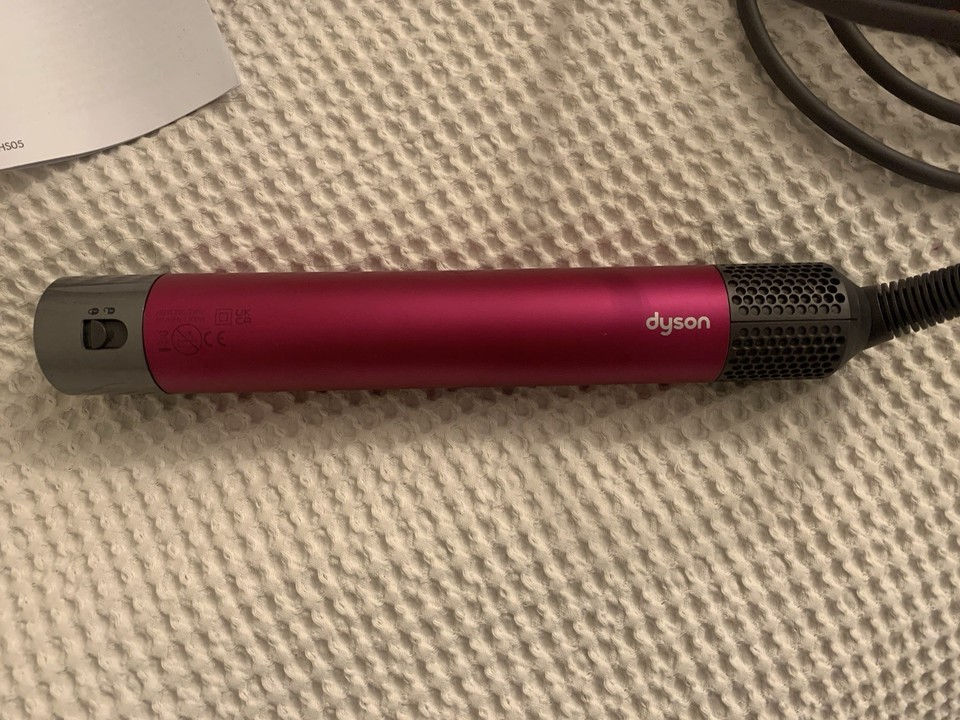 Dyson Airwrap Multi-Styler Long Edition Excellent Condition Barely used ...