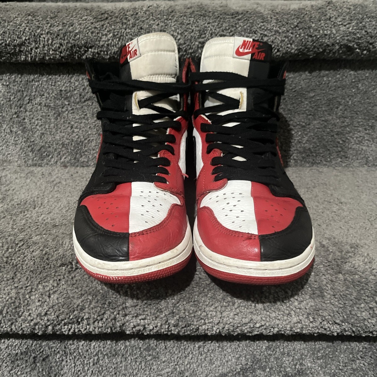 Size 10.5 - Air Jordan 1 Retro OG High Homage to Home Size 10.5 - Air Jordan 1 Retro OG High Homage to Home