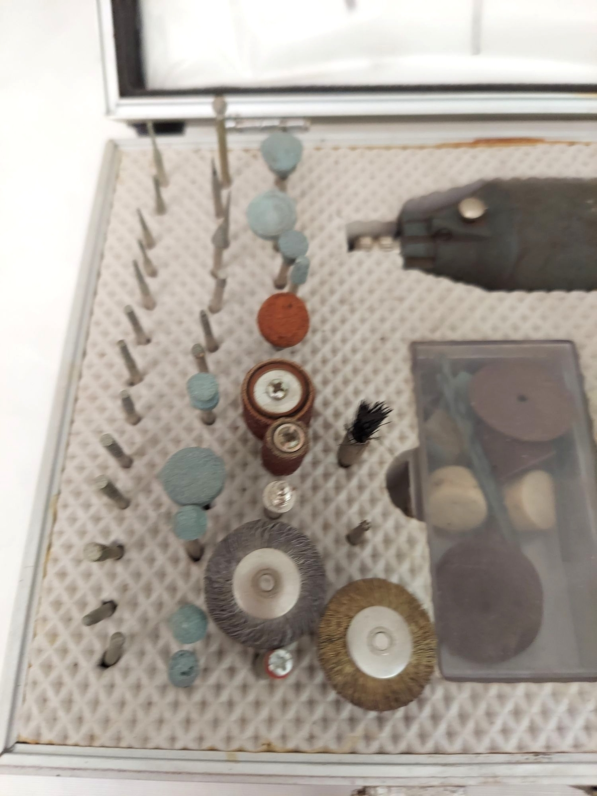 Nikota Mini Rotary Tool Kit #01233 Dremel Tool Metal Case And Manual ...