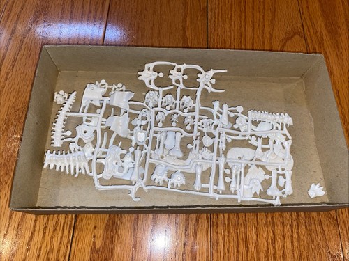 Vintage Palmer Brontosaurus Dinosaur Model Kit Open Box With ...