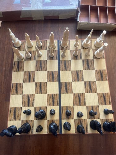 KINGSWAY FLORENTINE CHESSMEN CHESS SET ROYAL GAME of CHESS & Directions ...
