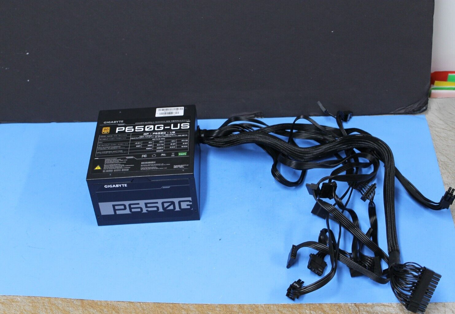 GIGABYTE P650G 650W Power Switching ATX Desktop Power Supply GP-P650G ...