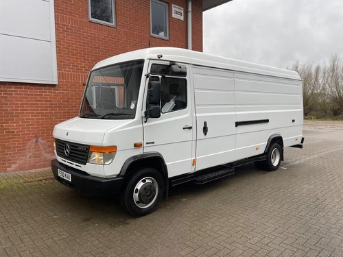 2010 Mercedes-Benz Vario 813D LWB HI ROOF EXPORT IDEAL CAMPER RACE VAN ...