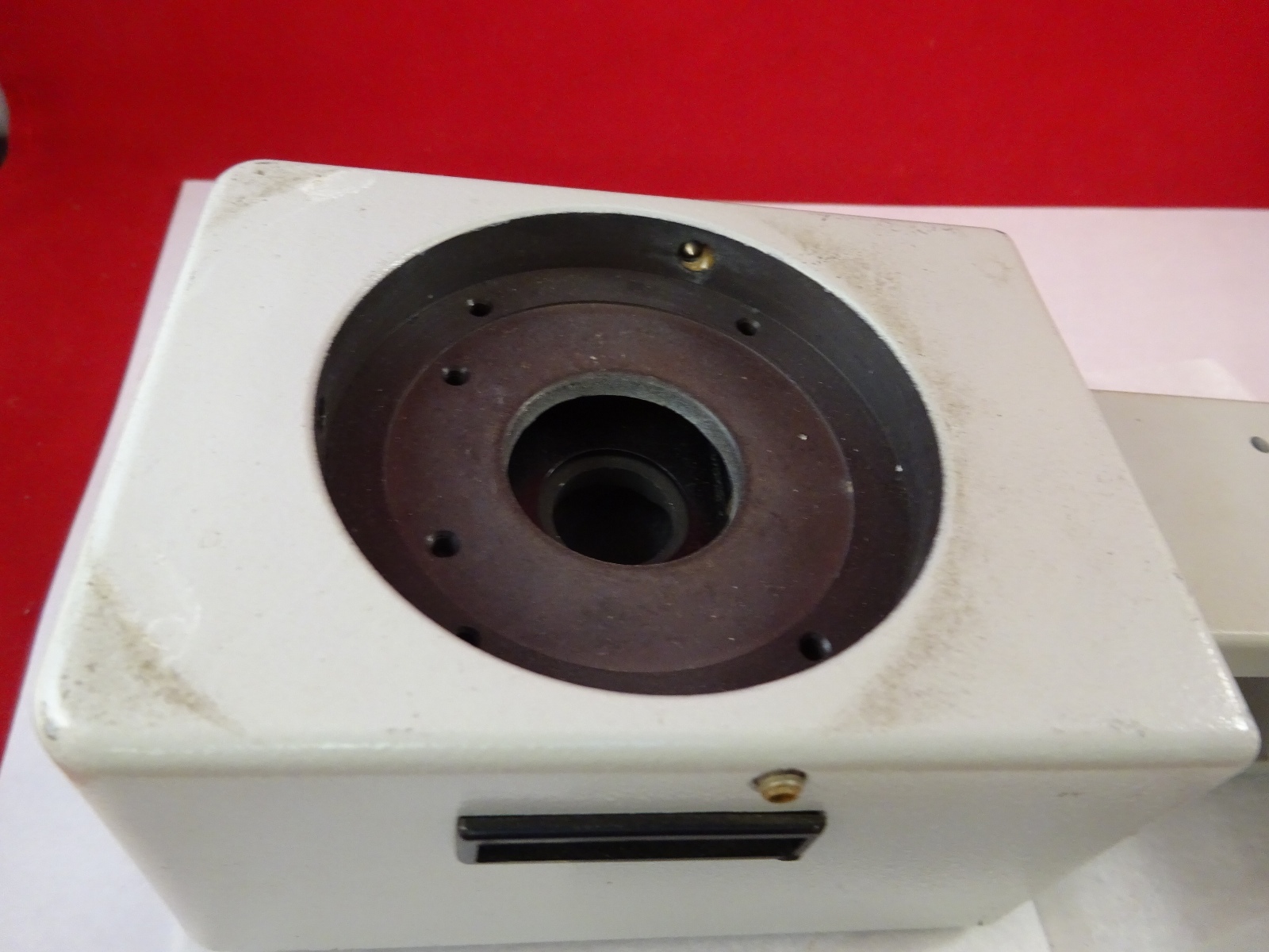 FOR PARTS MICROSCOPE LEITZ GERMANY VERTICAL ILLUMINATOR OPTICS AS IS ...